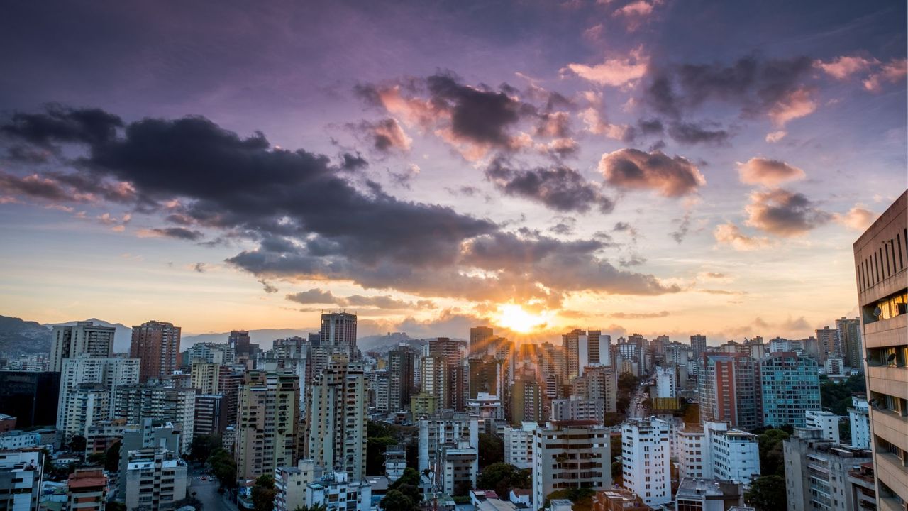 Venezuelan exposures look small, mask huge spillover risks across lines ...